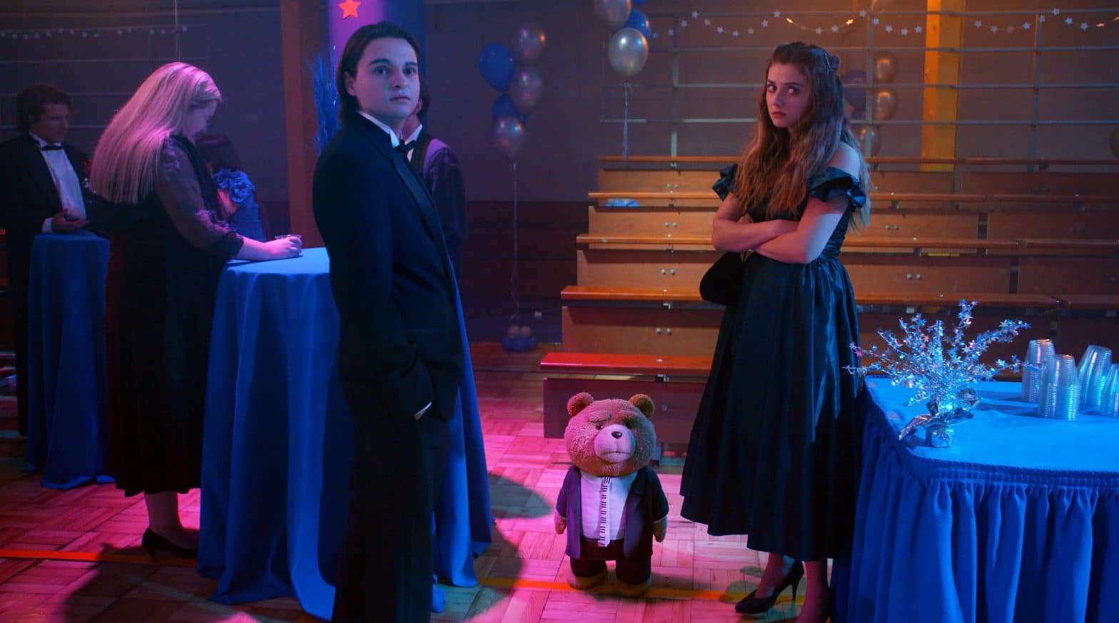 مسلسل تيد TED، إستمرار لكوميديا جريئة على +OSN | إسكواير العربية